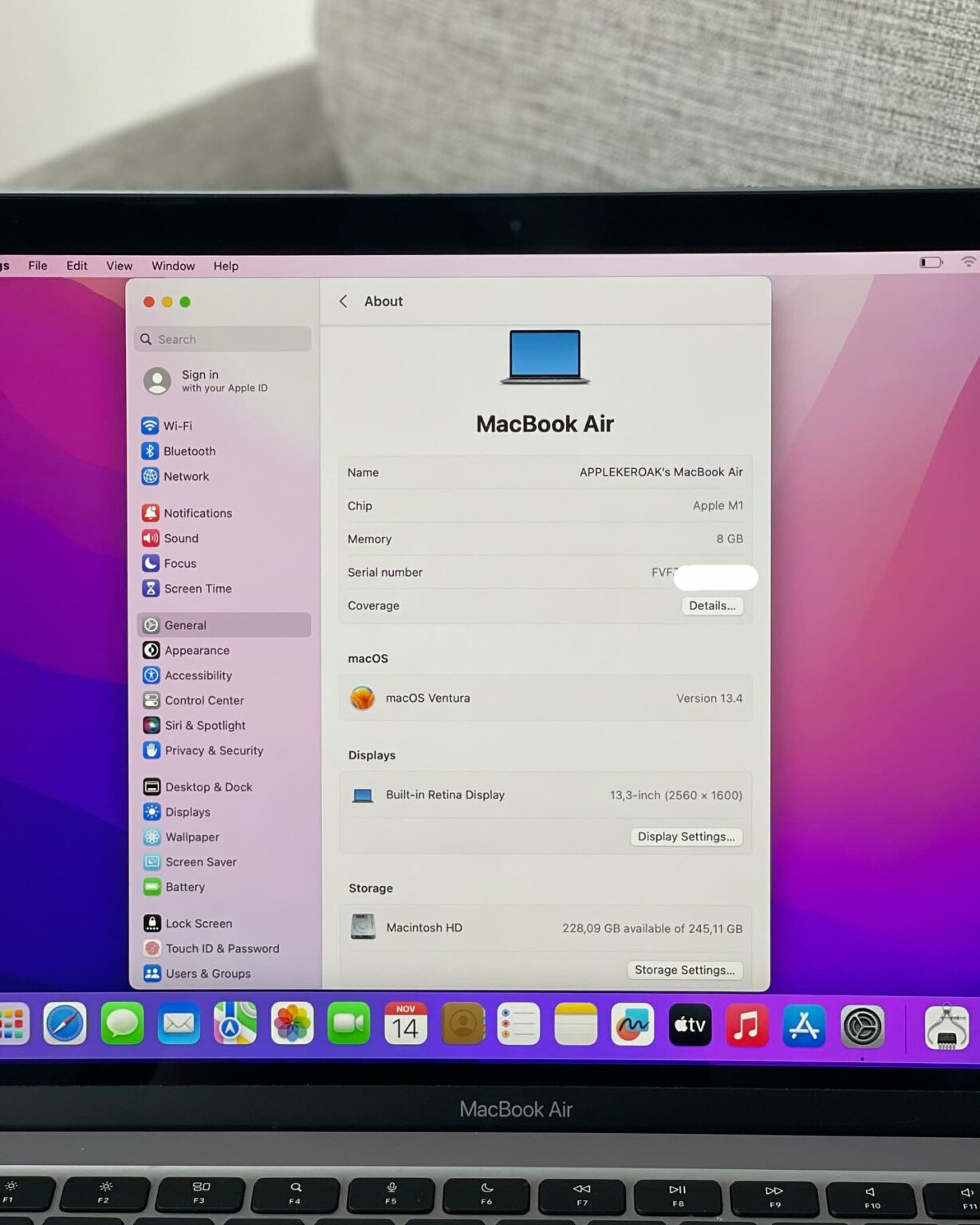 Macbook Air M1 2020 (8GB/256GB) | Giá rẻ, Trả Góp 0%