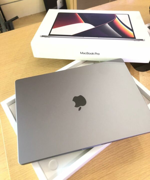 MacBook Pro 2021 Chính Hãng Apple | Trả Góp 0%