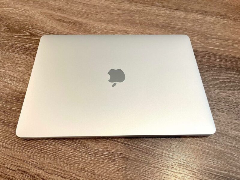 Dòng Macbook Pro 13 inch chính hãng, trả góp 0%